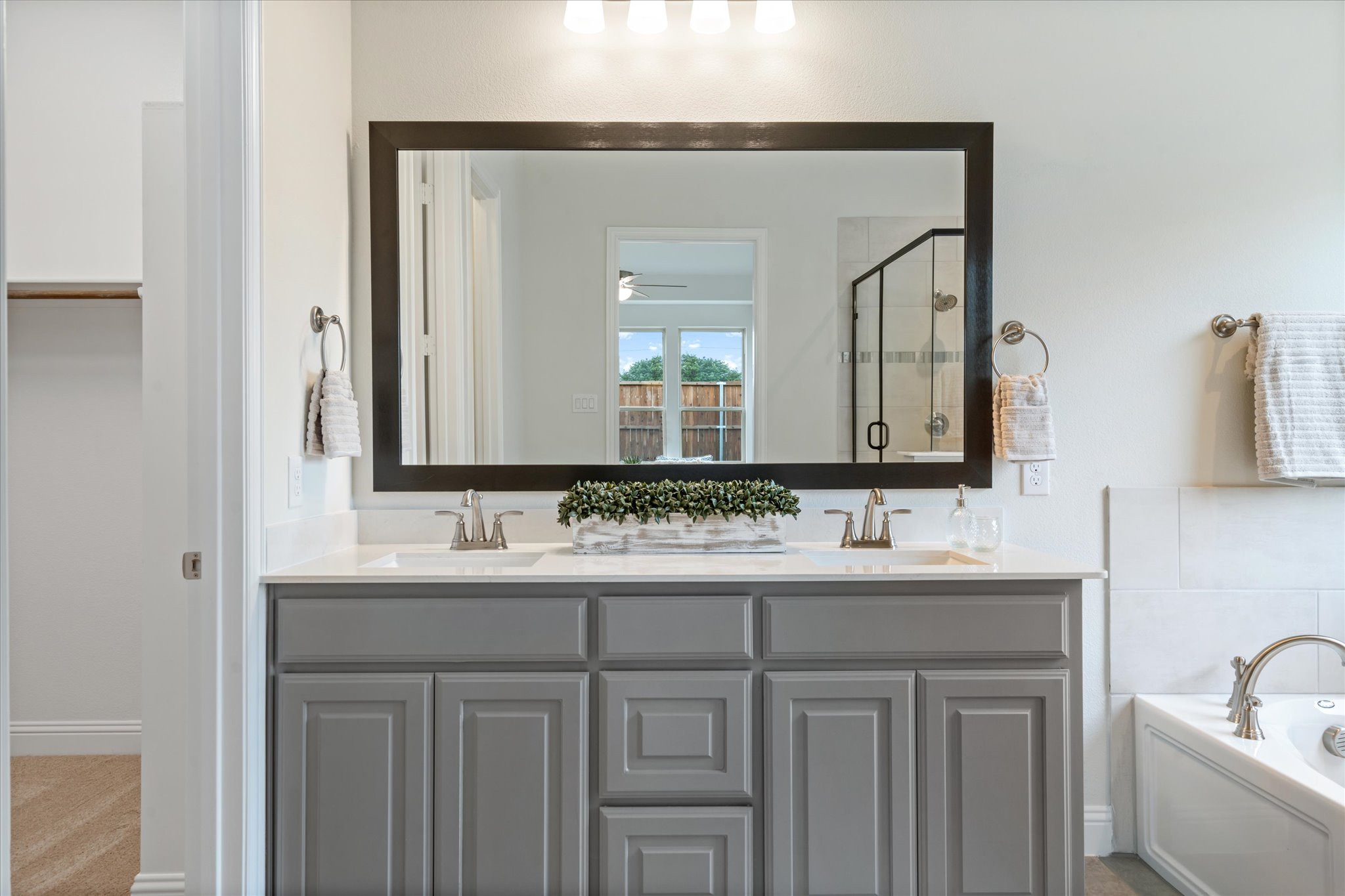 Walton Ridge – TX Series